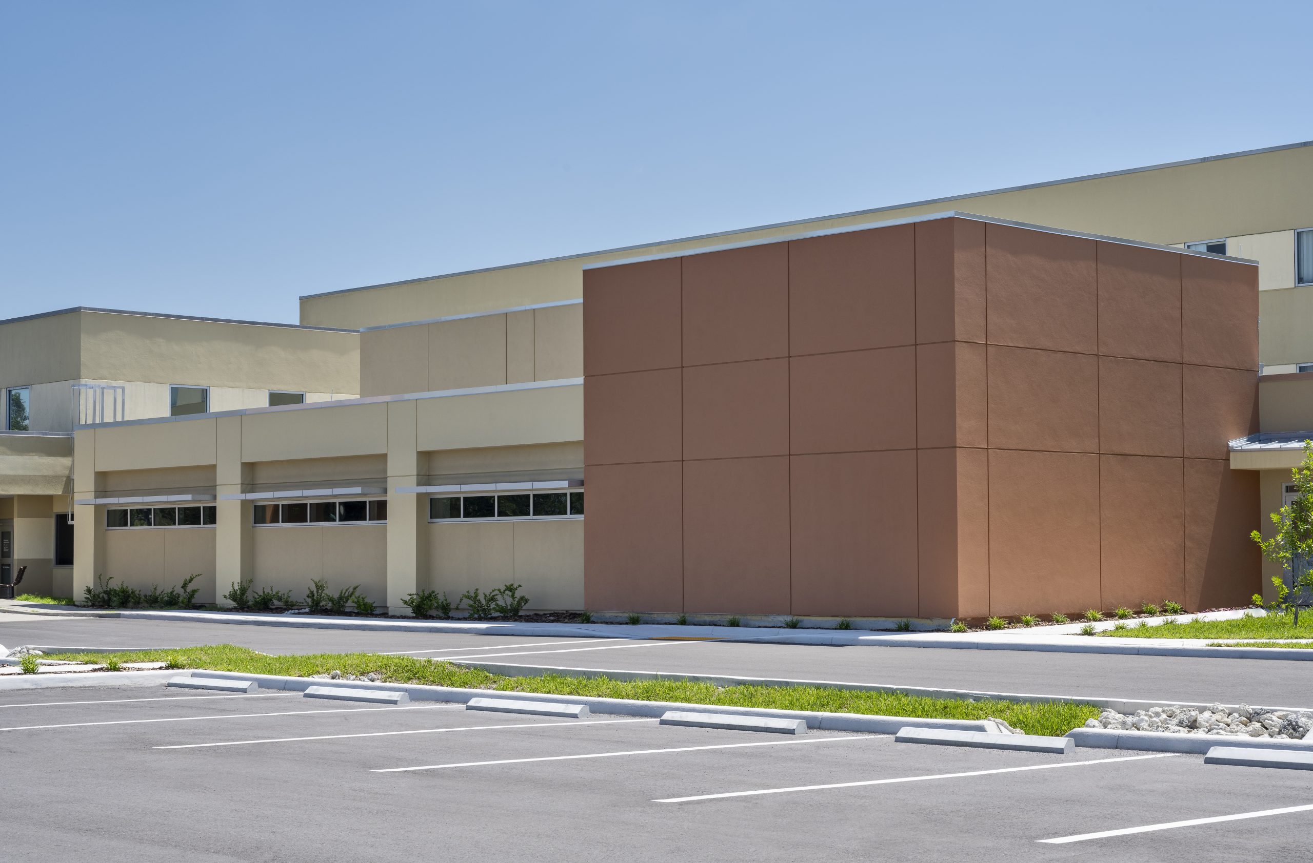 DeSoto Memorial Building Expansion & MRI Suite - Studio+